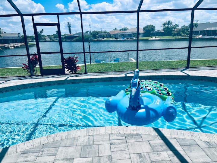 Peaceful Wide Water Paradise-bikes Kayaks-dogs Ok! - Cape Coral, FL