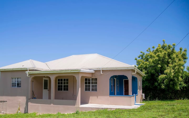 Sandy’s Place - Antigua and Barbuda