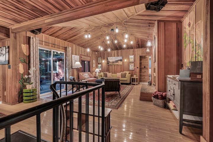 Creekside Cabin With New Hot Tub - Guerneville, CA