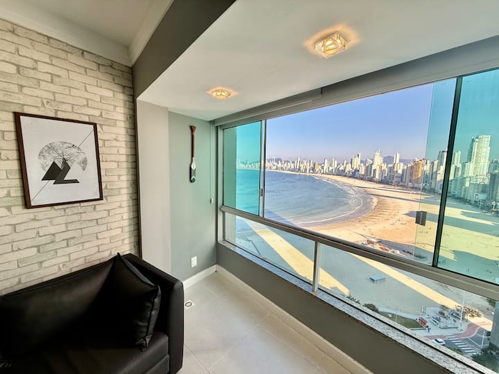 Apartamento 22° Andar Frente Mar - Balneário Camboriú