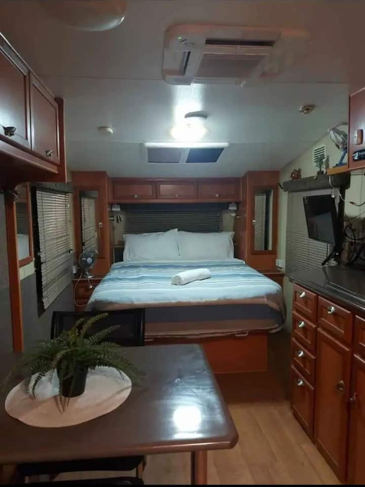 Ensuite Caravan Onsite, 3 Minutes From The Airport - Darwin