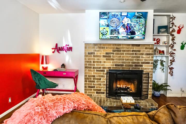 Steps To Soco 2b/2ba - Free Parking, W/d, Wi-fi - Austin, TX