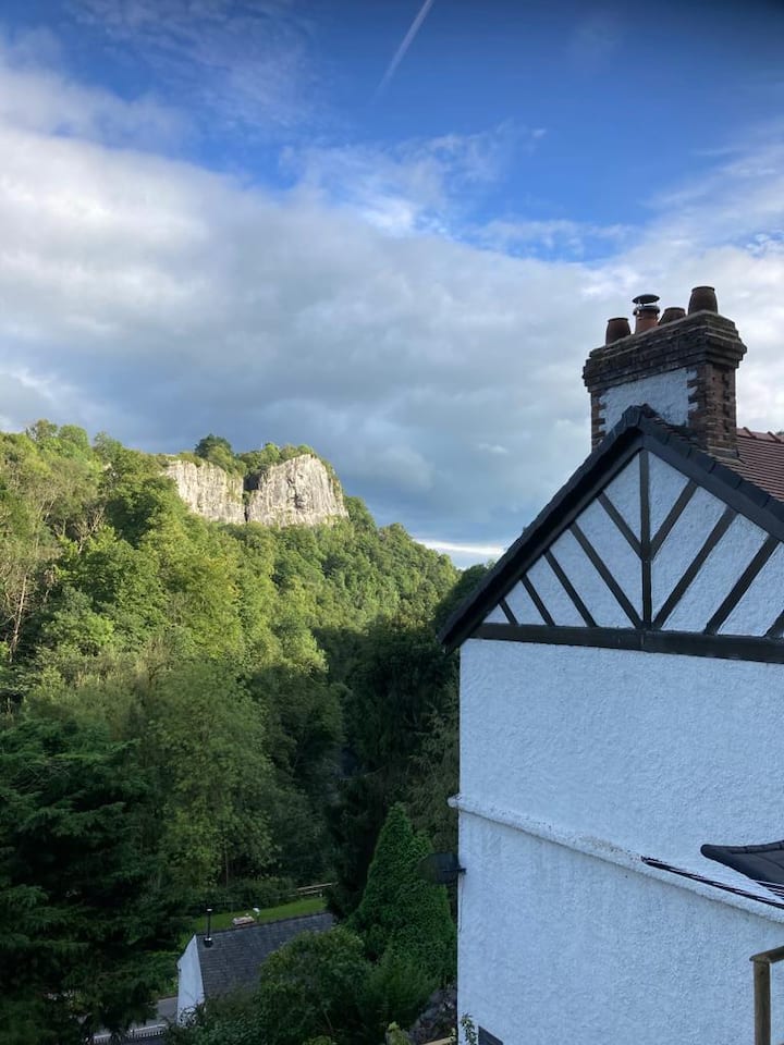 Charming Cottage In Matlock | Cosy Retreat - マットロック