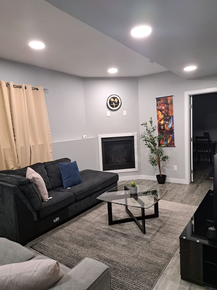 Welcome To Miat's Place - Saskatoon