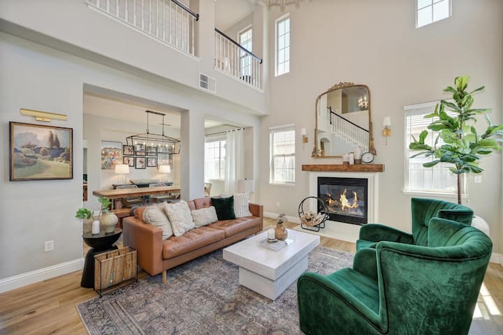 Beautiful & Modern Home - Rancho Cordova, CA
