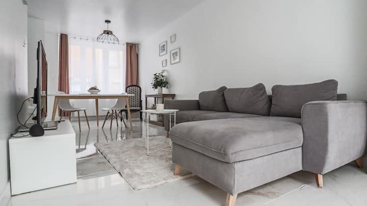 Maison 3ch / Cour / 1 à 6 Pers Aux Portes De Lille - Lille