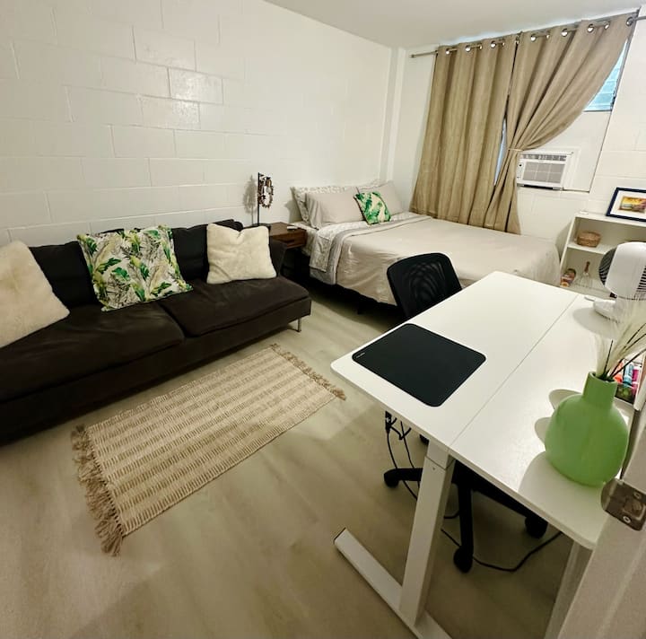 Northshore Master Bedroom 1 Block To Beach - O‘ahu, HI