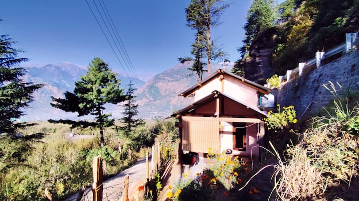 Entire Tiny Home Near Naggar Manali - Lahaul And Spiti
