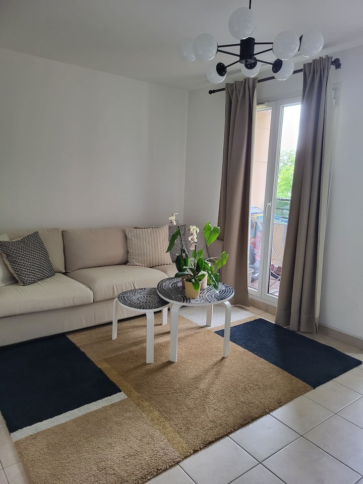 Confortable, Facile D'accès, Accueil Personnalisé - Maisons-Alfort