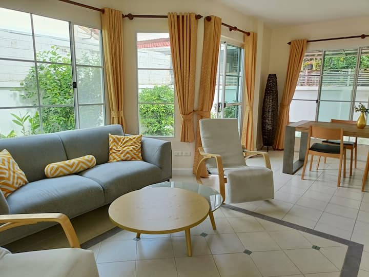 3bdr House In Chalong With Garden Best Location! - Phuket