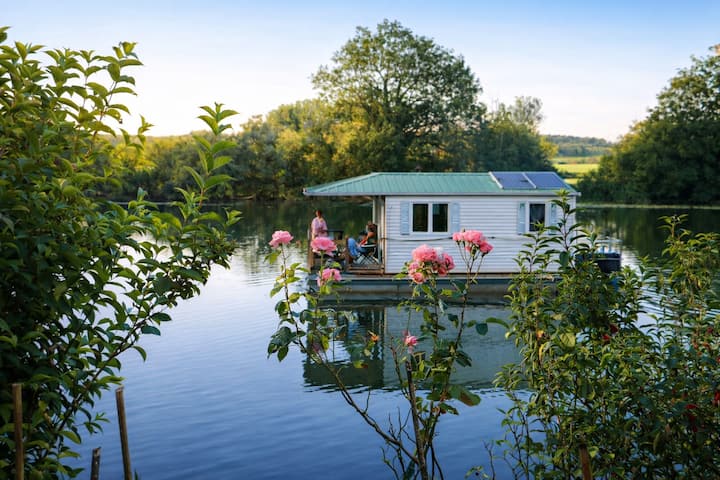 Cottage Flottant Jacuzzi Privé - Saint-Jean-de-Losne