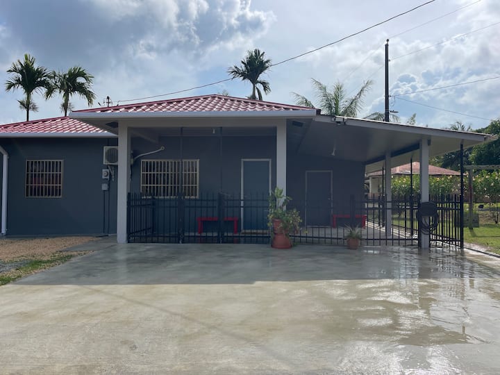 Island Dream Staycation Home In Kesebelau Airai - Palau
