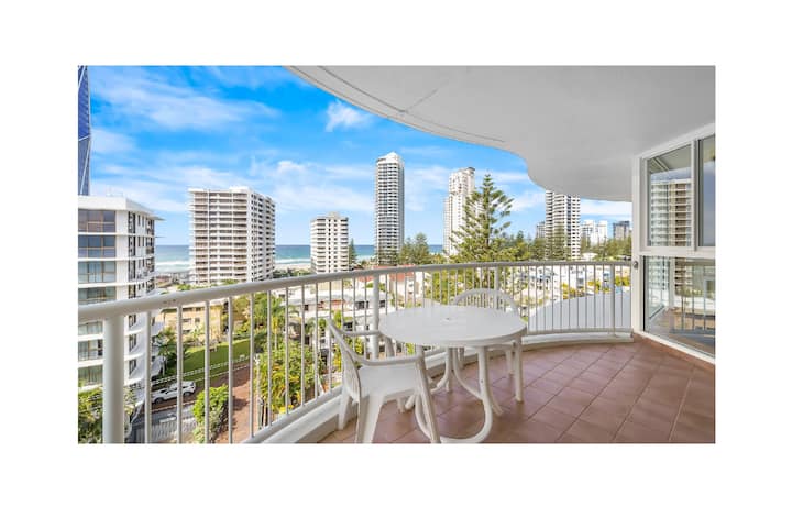 Ocean View Coastal Resort | Pool, Sauna & Tennis - Gold Coast
