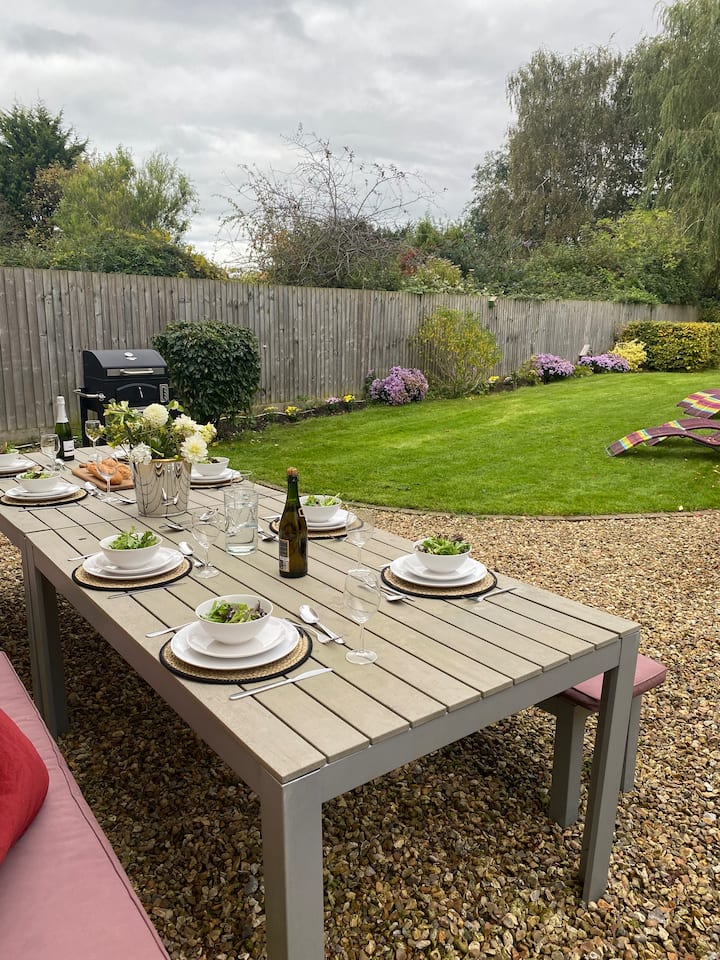 King Arthur's Rest, Hot Tub And Garden Sleeps 10! - Dorset