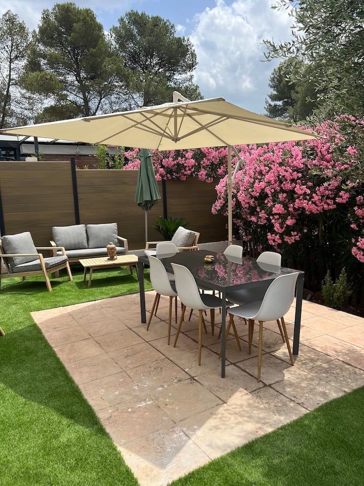 Agréable Mazet Pour 4 Personnes - La Motte