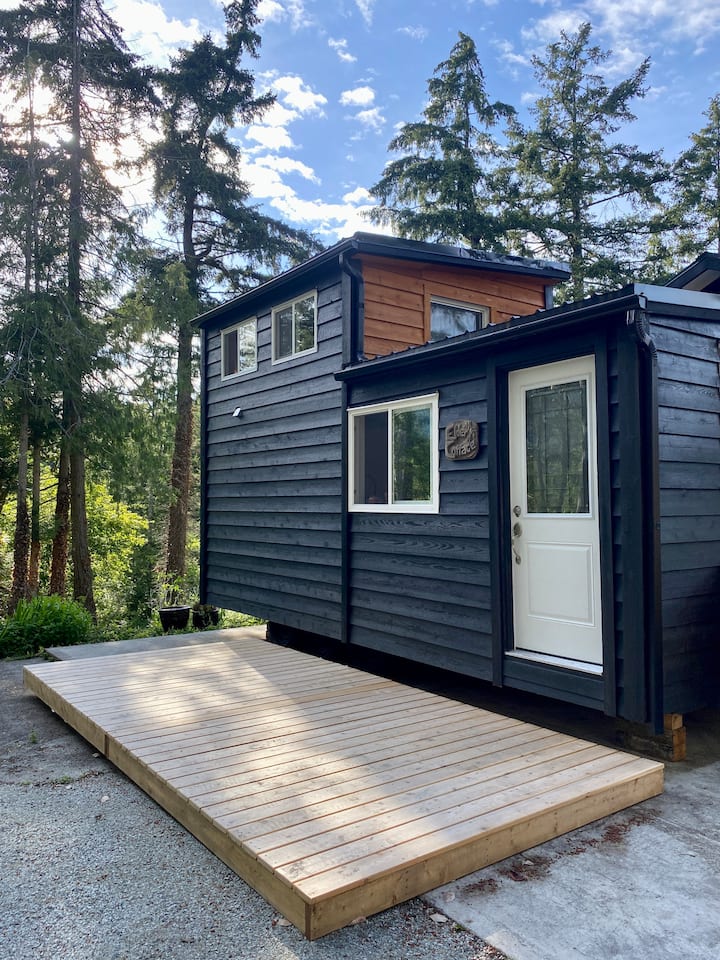 Dreamy Tiny Home - Salt Spring Island