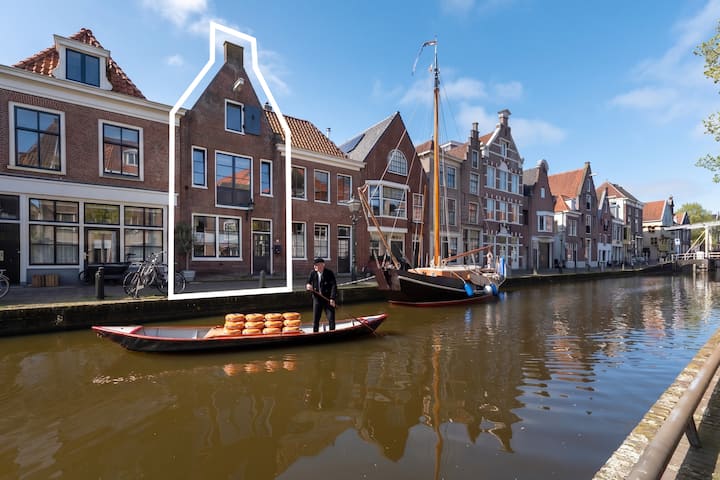 Canal Warehouse Apartment 2 - Alkmaar City Centre - Alkmaar