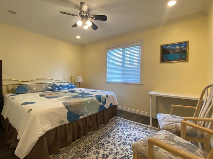 Sunny Shores Guest Suite - White Rock