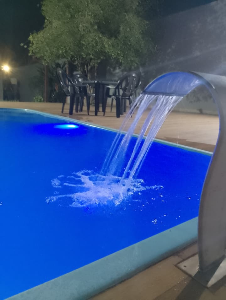 Linda Casa. 3 Suítes Com Piscina E Churrasqueira - Campo Grande