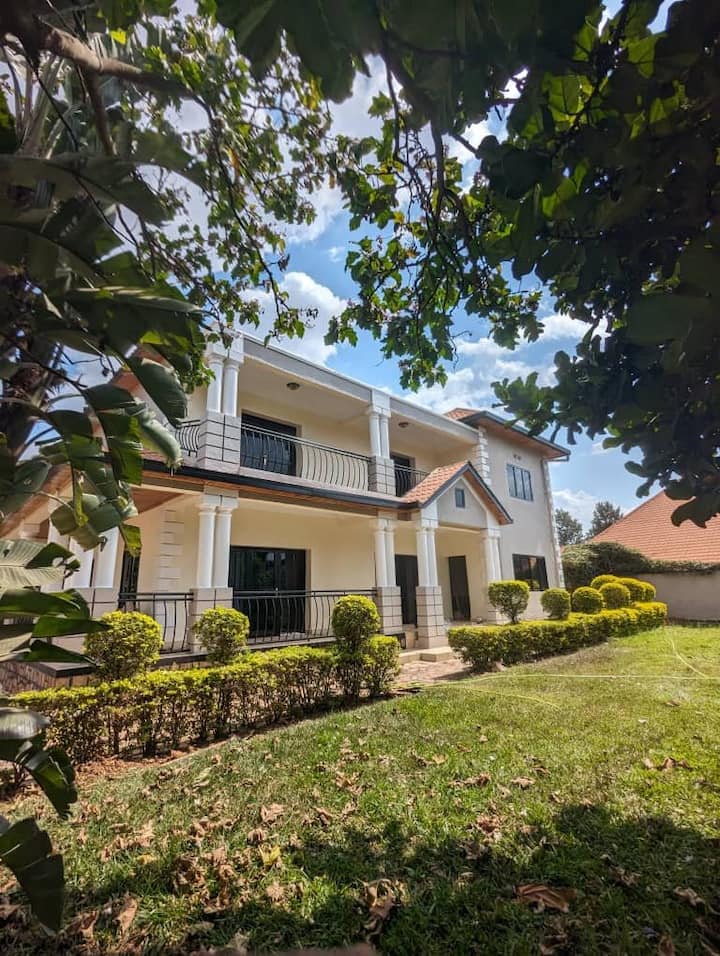 Oasis House In The Heart Of Kigali, Rwanda - Kigali
