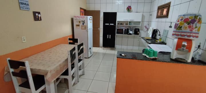 Casa De Temporada,  Ar, 2 Vagas, 6 Min Do Calçadão - Camocim