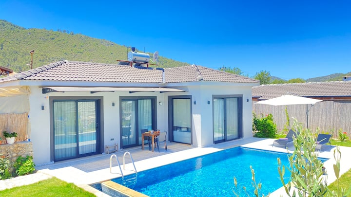 Kayaköyde Aralıkta ÖZel Havuzlu Villa - Kayaköy