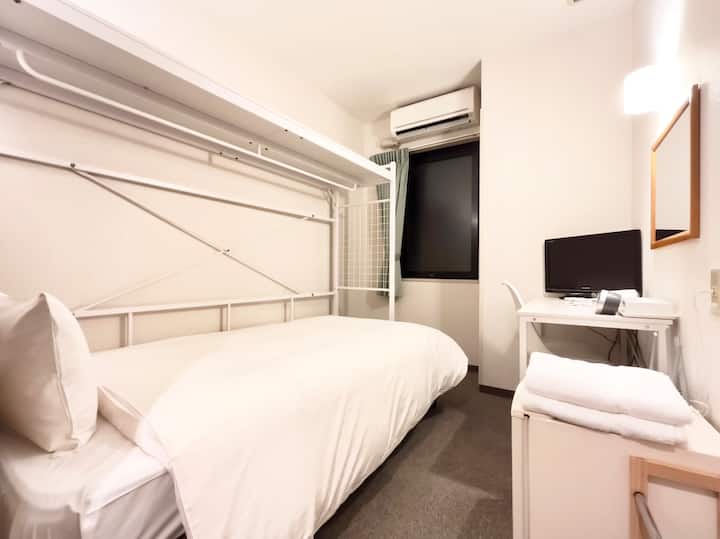 A4676/2 Mins Nippombashi Sta/6 Mins Dotonbori/405 - Osaka Prefecture, Japan