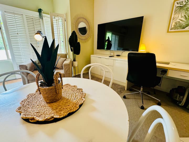 Heated Pool Gym Walk To Beach Wifi Big Tv Kit/ette - Port Douglas