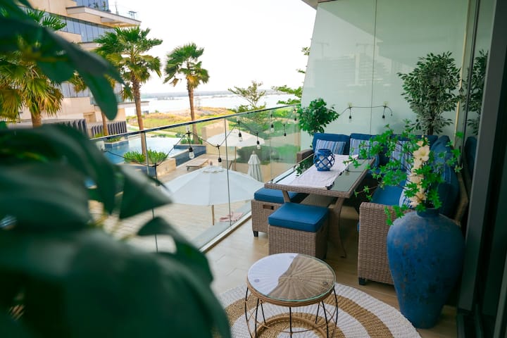 A Sanctuary Beachside Home With Beautiful Sunsets - Abou Dabi