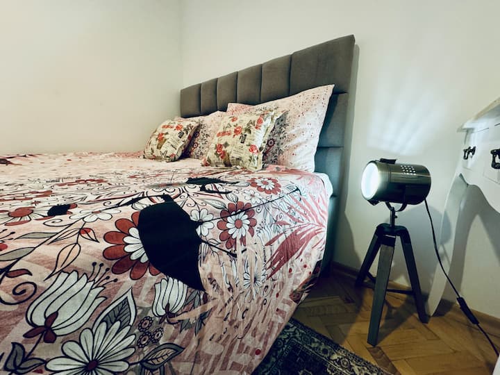 2* Small Room Near The Bus Station And The Sea - Budva