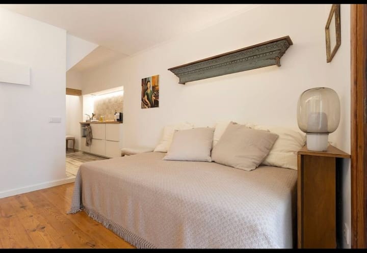 " Sweet Rose" Bairro Alto - Lisbon