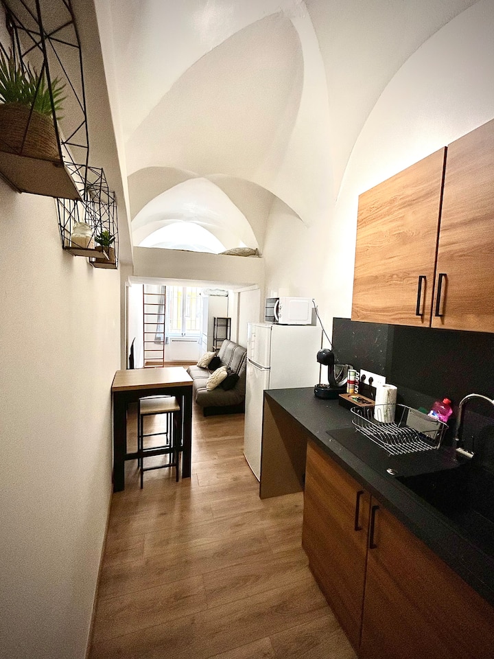 Studio En Rdc Atypique - Draguignan