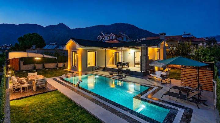 6 Kişilik Geniş Havuzlu 2 Yatak Odalı Villa #Vn134 - Köyceğiz