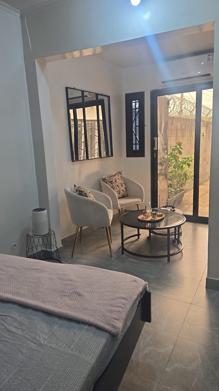 Studio éLégant Et Fonctionnel - Republic of the Congo