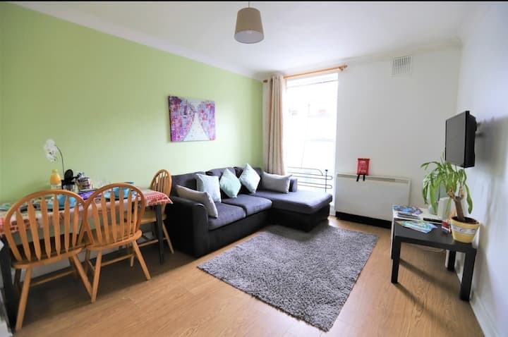 Central 1 Bed On Thomas St - Dublin
