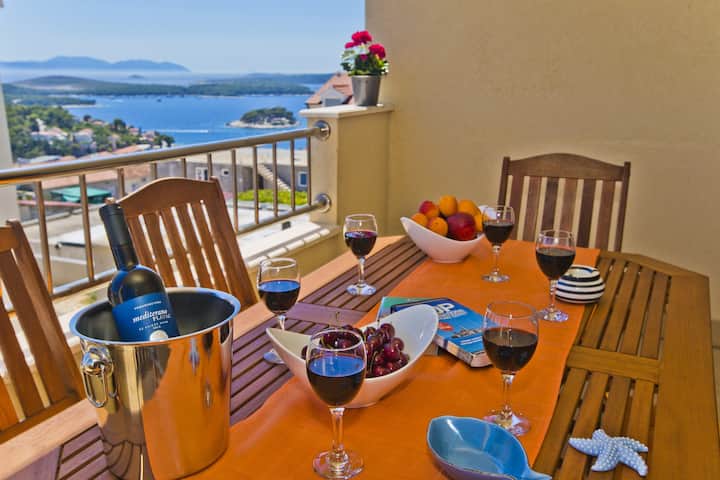 Beautiful Seaview Apartment Hvar Villa 6p - Hvar