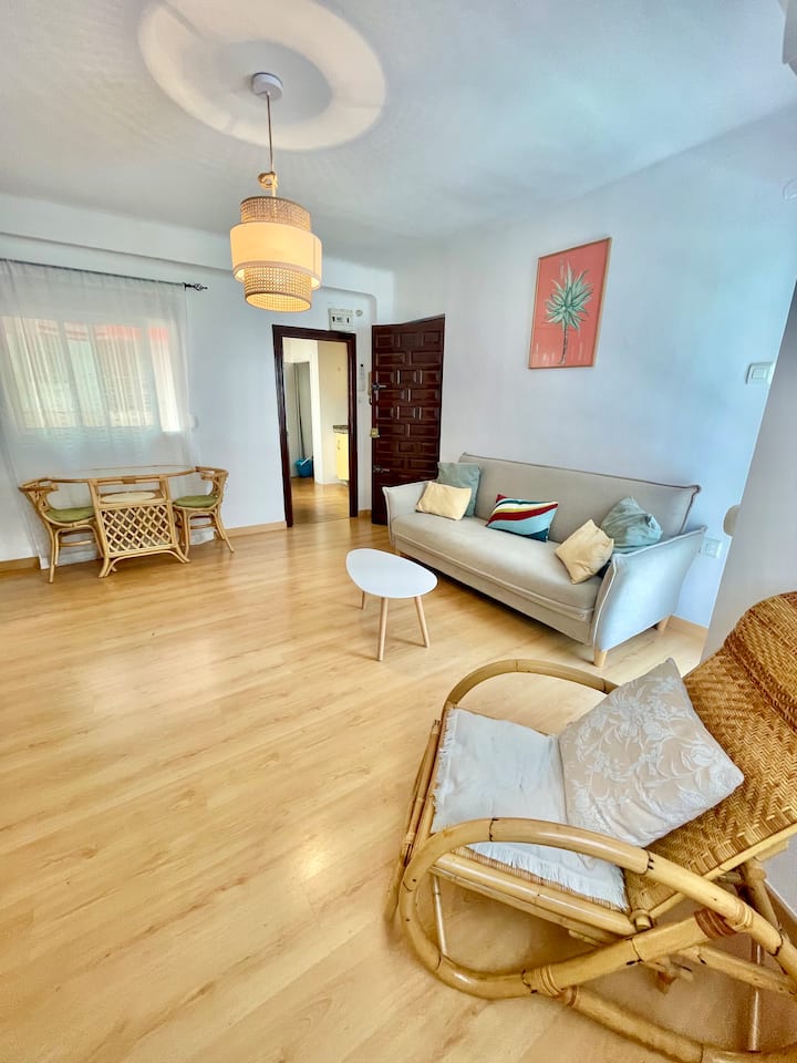 Acogedor Apartamento Céntrico En Torre Del Mar. - Vélez-Málaga