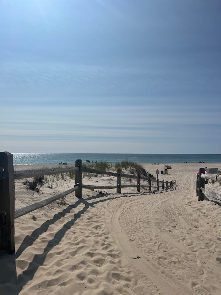 The Avocado Bunkhouse’s *New* Whole Cabin! - Long Beach Island, NJ