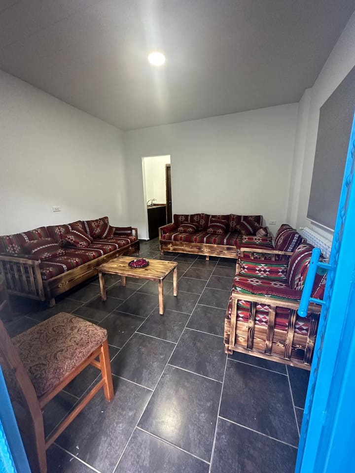 Blue Sky Chalet - Lebanon