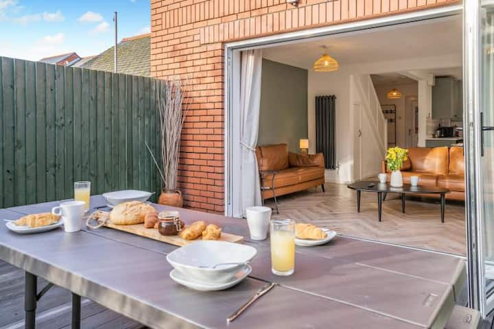 Marina House - Swansea