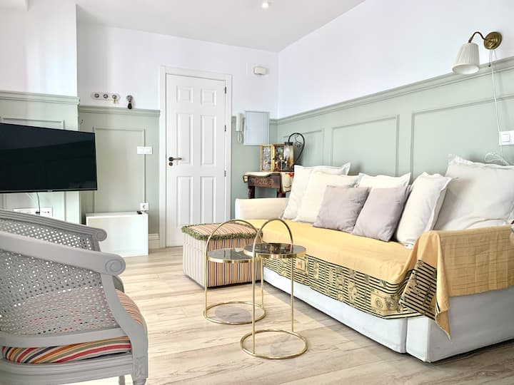 Apartamento Astigi: Lujoso, Zona Centro. - Seville