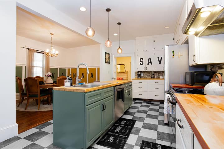 Arcade| Updated Home Near Starland, River St & Dt - Savannah, GA