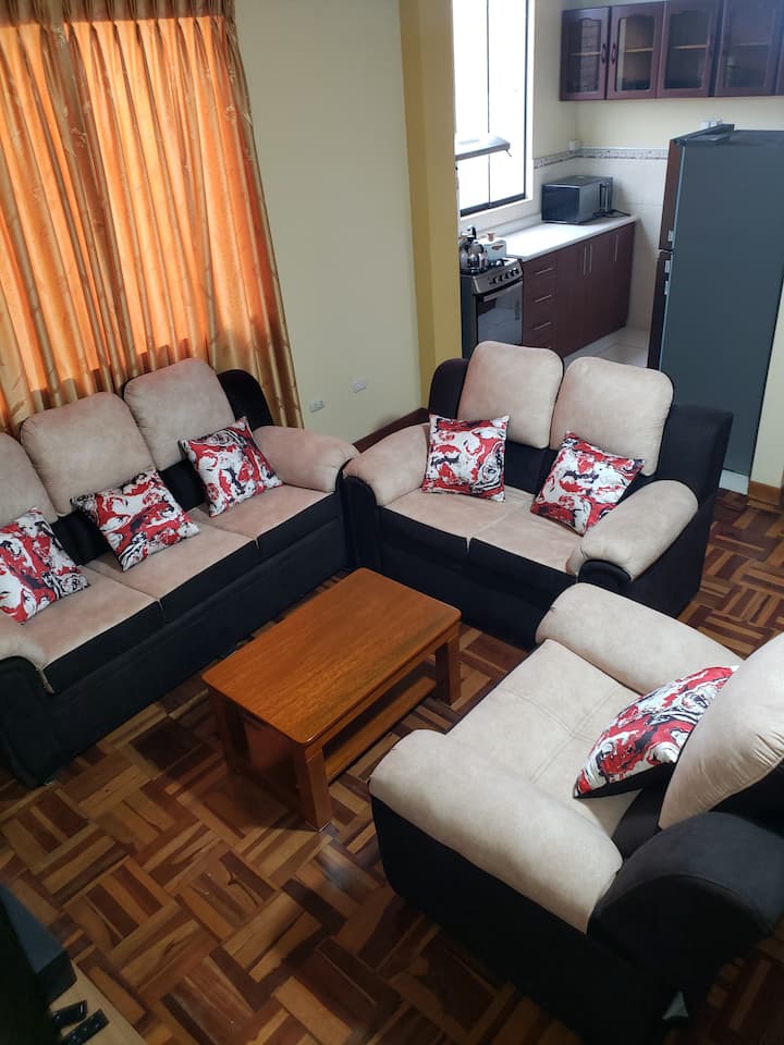 4° Piso Huge Grandísimo Apartamento 90m2 - Perú