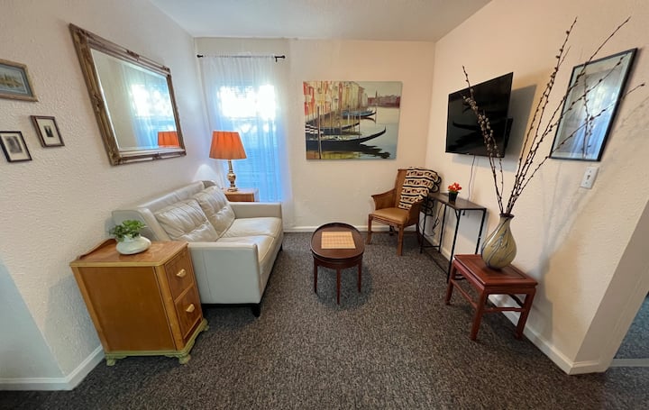 The Phoenix - Thornton, CA