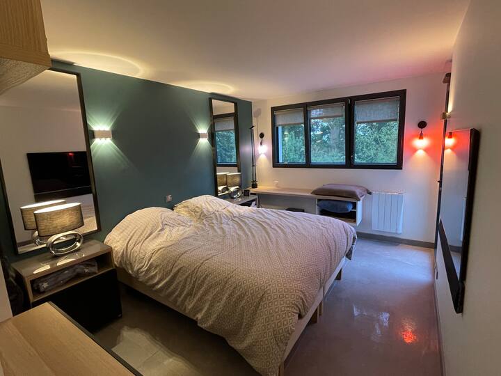 Chambre Indépendante En Campagne - Crépy-en-Valois