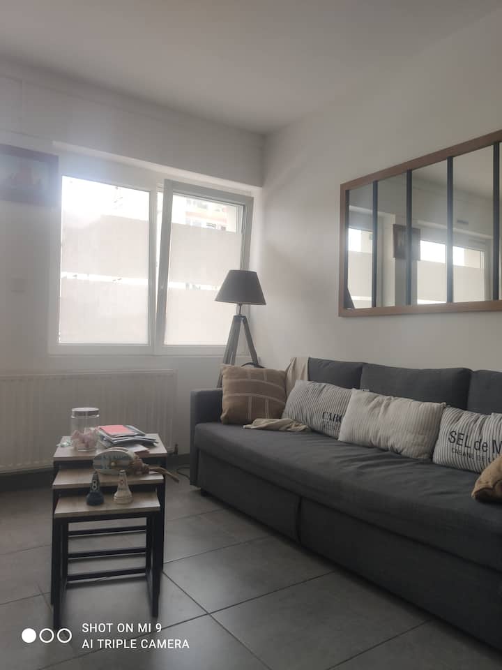 La Suite By Nath - ibis Calais Car Ferry