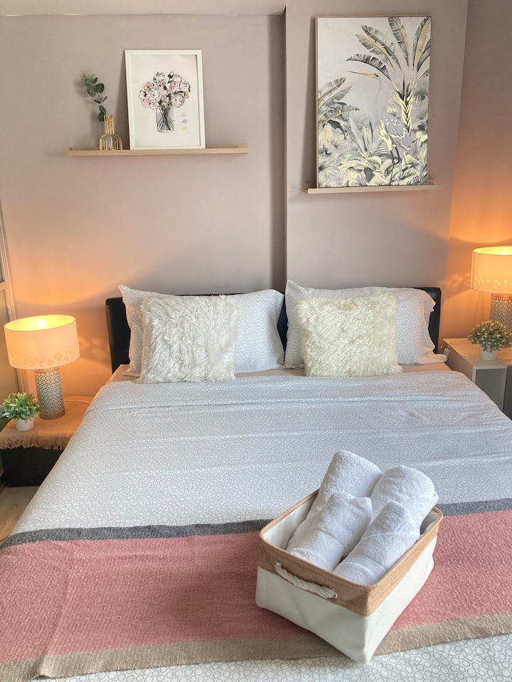 Top-floor Studio Retreat - Chiang Mai