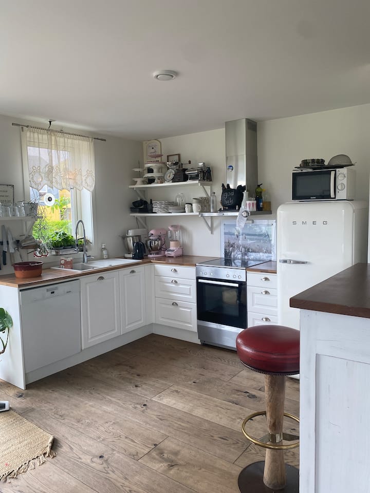 Koselig Rekkehus På Randaberg - スタバンゲル