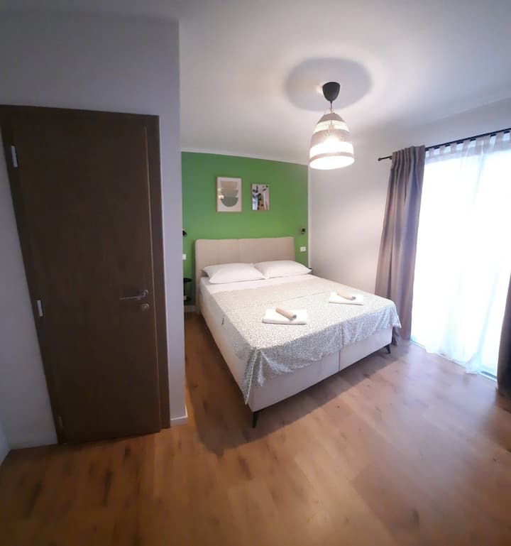 Soba Na Selu U Blizini Krka - Krk