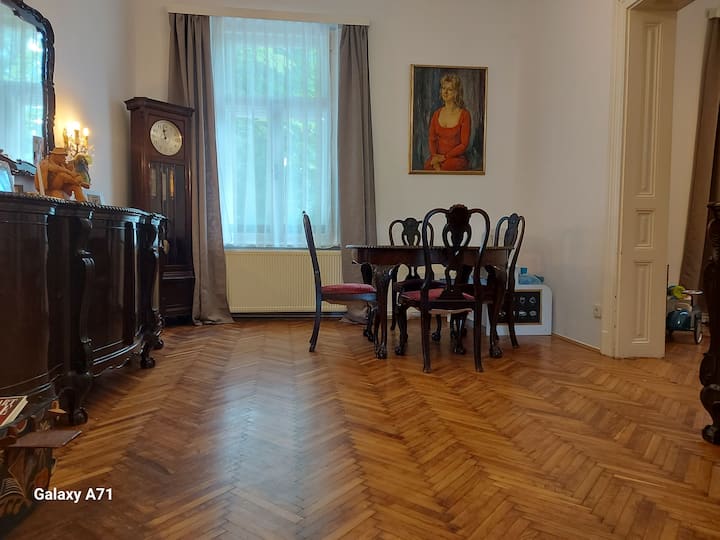 Cozy Flat In Residental Area - Zagreb